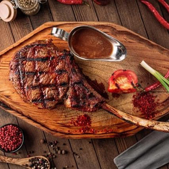What Makes Angus Tomahawk Steak the King of Steaks – The Fat Butcher